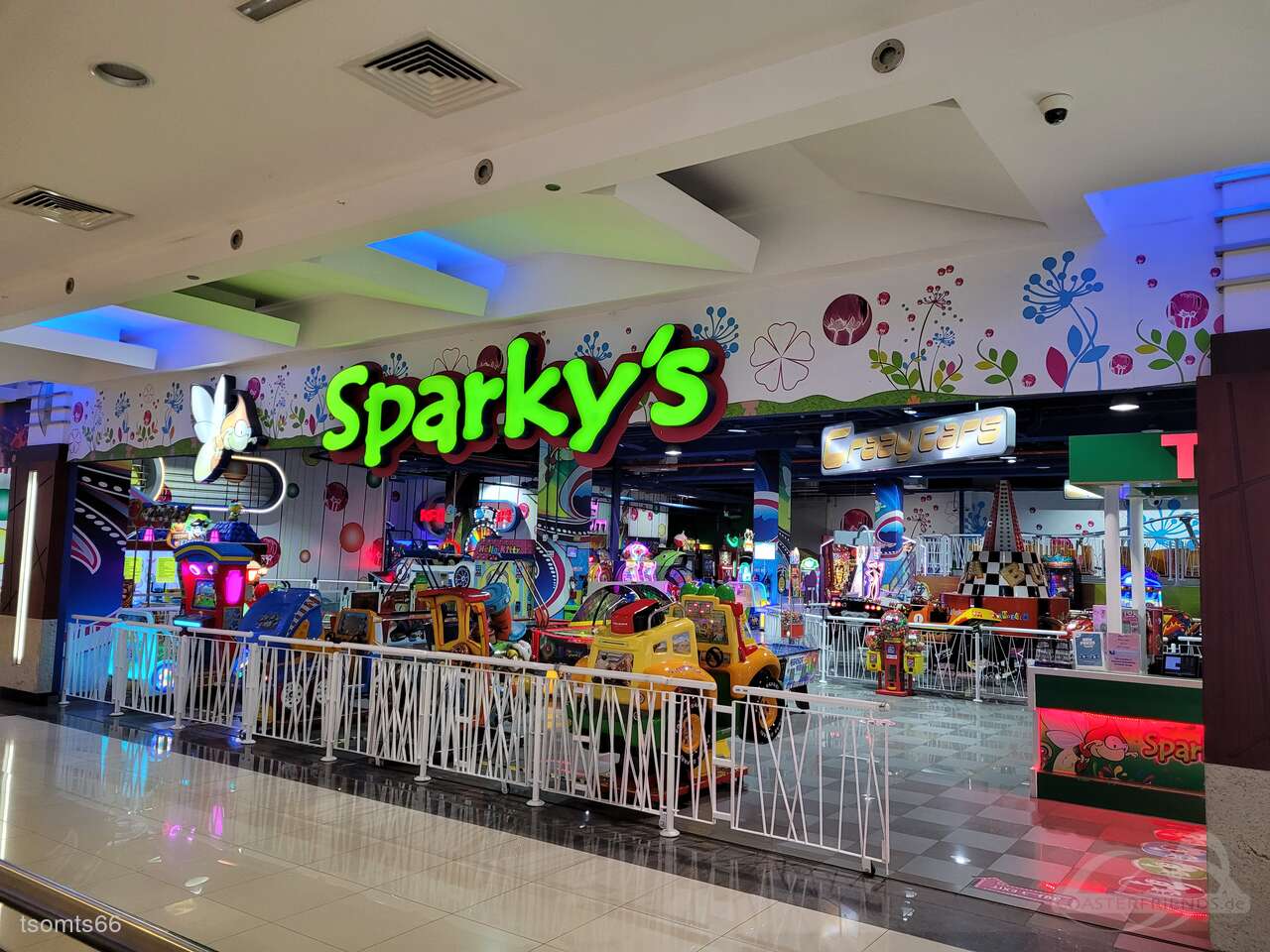 Speedy Coaster im Parkcheckpoint für Freizeitparks und Achterbahnen