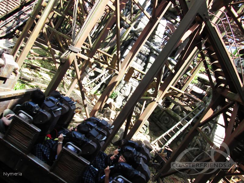 Raging Spirits im Parkcheckpoint für Freizeitparks und Achterbahnen