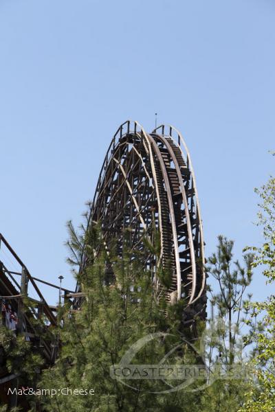 T Express im Parkcheckpoint für Freizeitparks und Achterbahnen