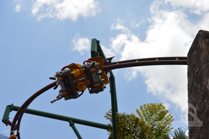 Canopy Flyer im Parkcheckpoint für Freizeitparks und Achterbahnen