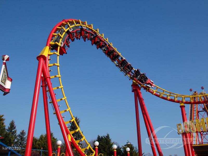 Boomerang im Parkcheckpoint für Freizeitparks und Achterbahnen