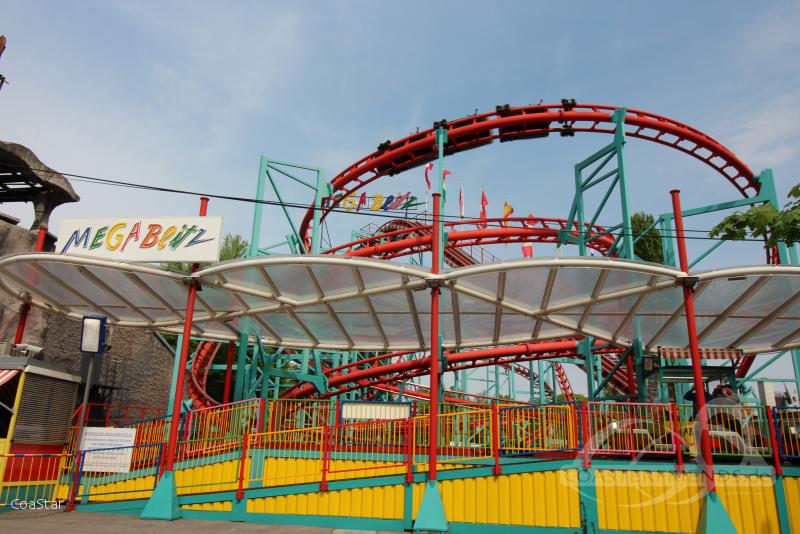 Megablitz im Parkcheckpoint für Freizeitparks und Achterbahnen