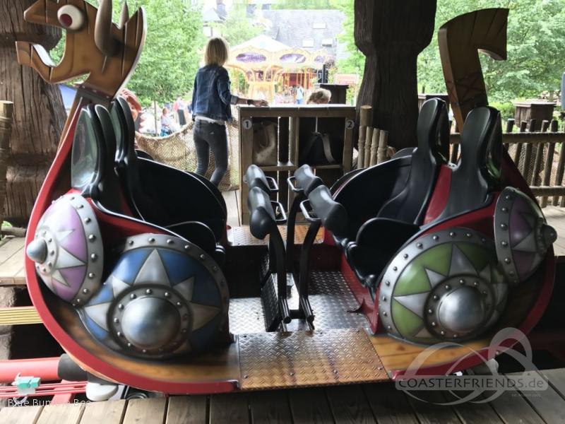 Vicky The Ride im Parkcheckpoint für Freizeitparks und Achterbahnen