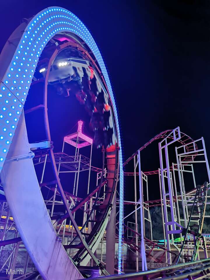 Loop Max Adrenaline im Parkcheckpoint für Freizeitparks und Achterbahnen