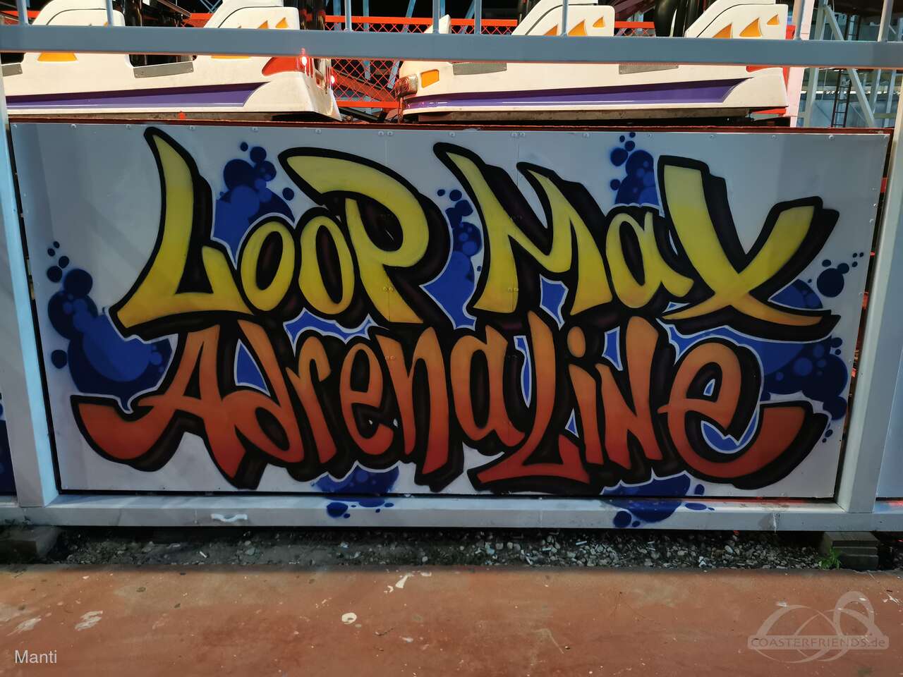 Loop Max Adrenaline im Parkcheckpoint für Freizeitparks und Achterbahnen