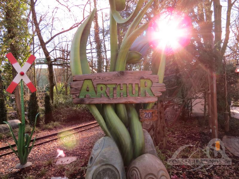 Arthur im Parkcheckpoint für Freizeitparks und Achterbahnen