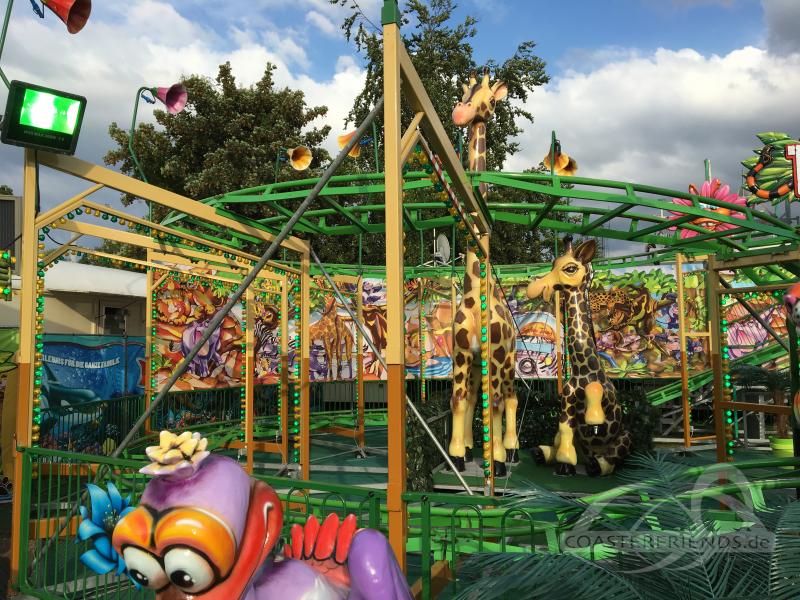 Tom der Tiger im Parkcheckpoint für Freizeitparks und Achterbahnen