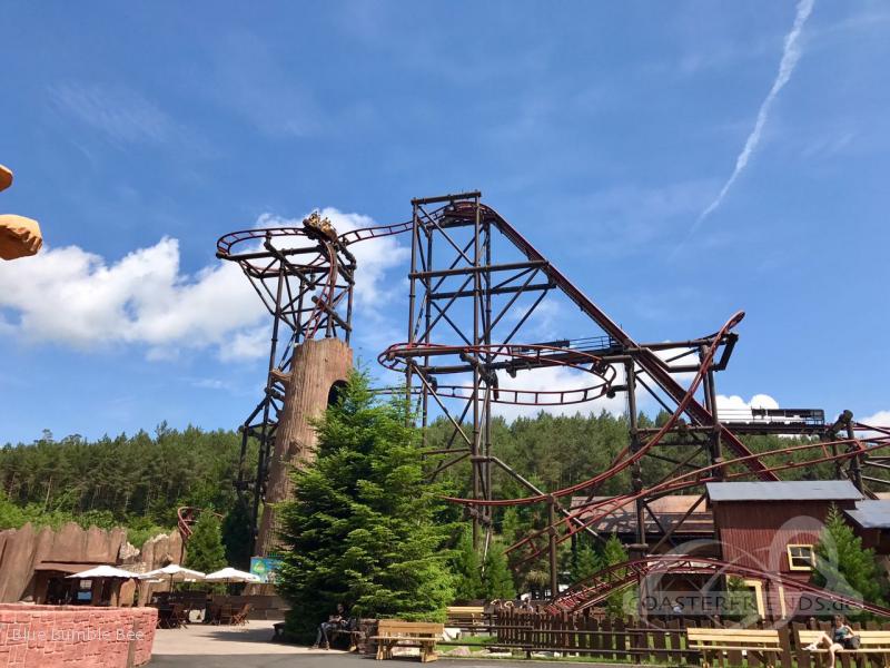Timber Drop im Parkcheckpoint für Freizeitparks und Achterbahnen