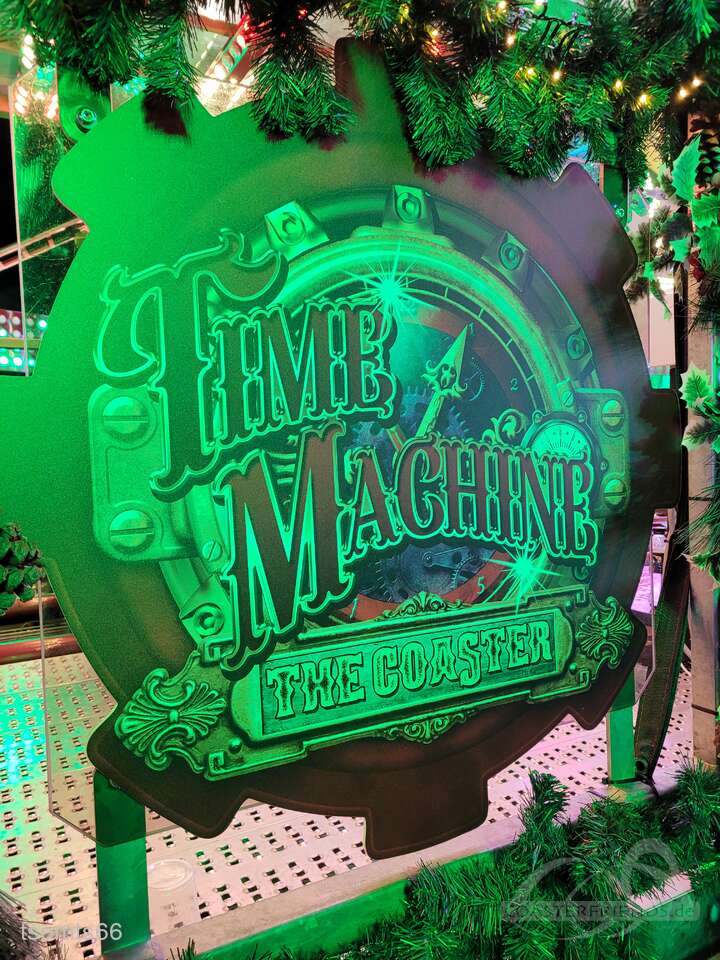 Time Machine the Coaster im Parkcheckpoint für Freizeitparks und ...