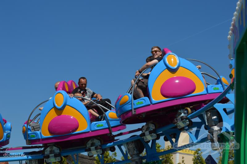 Happy Loops im Parkcheckpoint für Freizeitparks und Achterbahnen