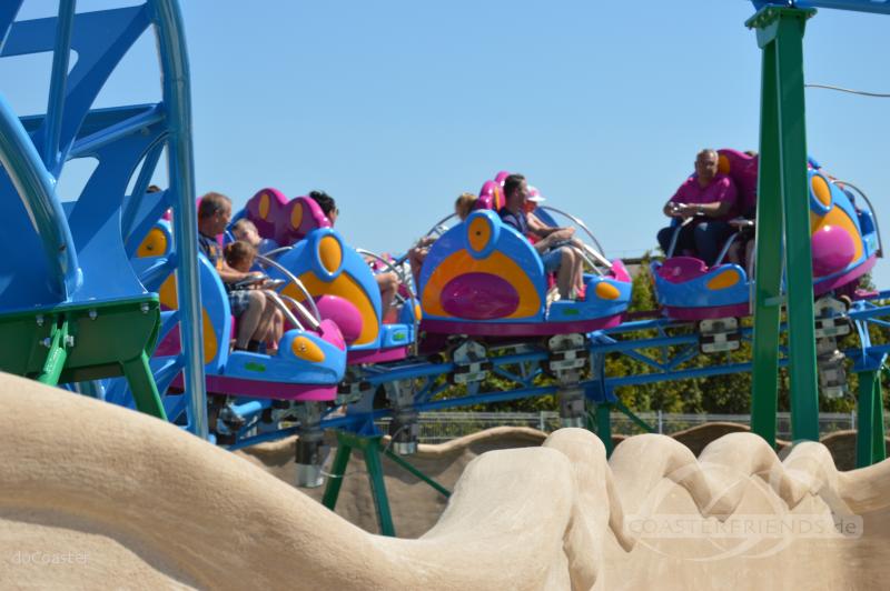 Happy Loops im Parkcheckpoint für Freizeitparks und Achterbahnen