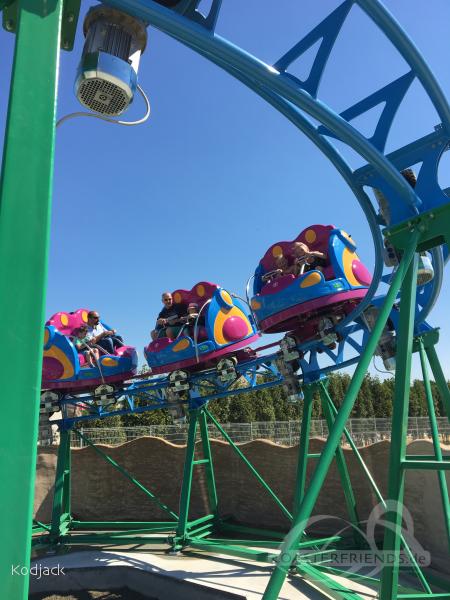 Happy Loops im Parkcheckpoint für Freizeitparks und Achterbahnen