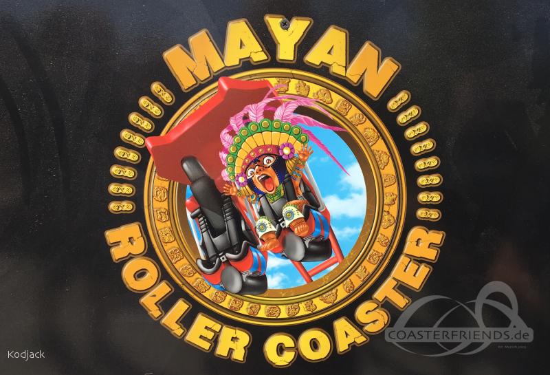 Roller Coaster Mayan im Parkcheckpoint für Freizeitparks und Achterbahnen