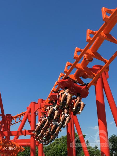 Roller Coaster Mayan im Parkcheckpoint für Freizeitparks und Achterbahnen