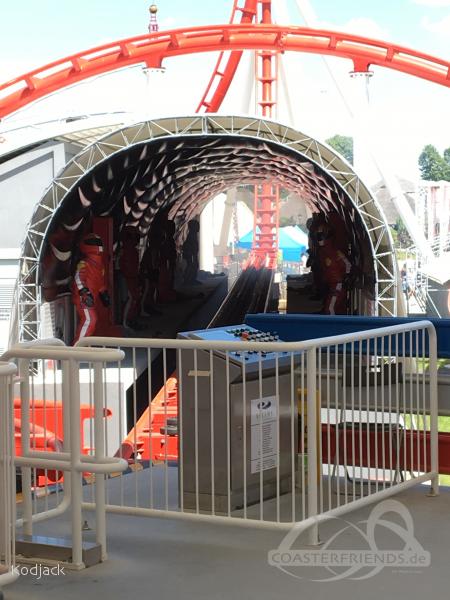 Formula Roller Coaster im Parkcheckpoint für Freizeitparks und Achterbahnen