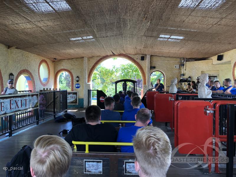 Maximus im Parkcheckpoint für Freizeitparks und Achterbahnen