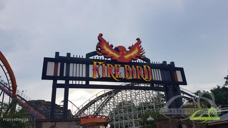 Firebird im Parkcheckpoint für Freizeitparks und Achterbahnen