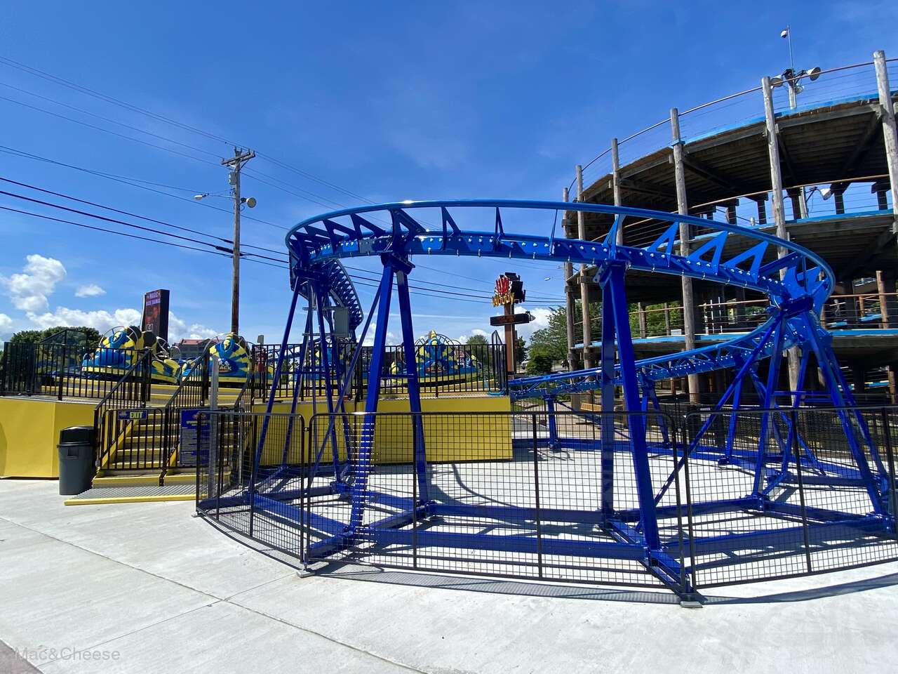 Track Family Fun Parks im Parkcheckpoint für Freizeitparks und Achterbahnen