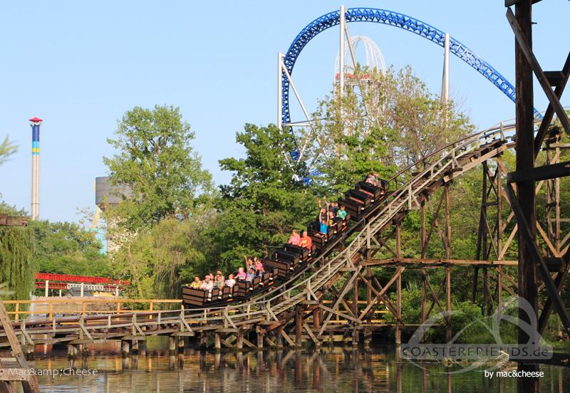 Cedar Creek Mine Ride im Parkcheckpoint für Freizeitparks und Achterbahnen