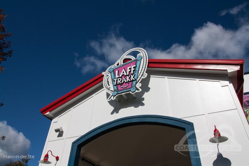 Laff Trakk im Parkcheckpoint für Freizeitparks und Achterbahnen