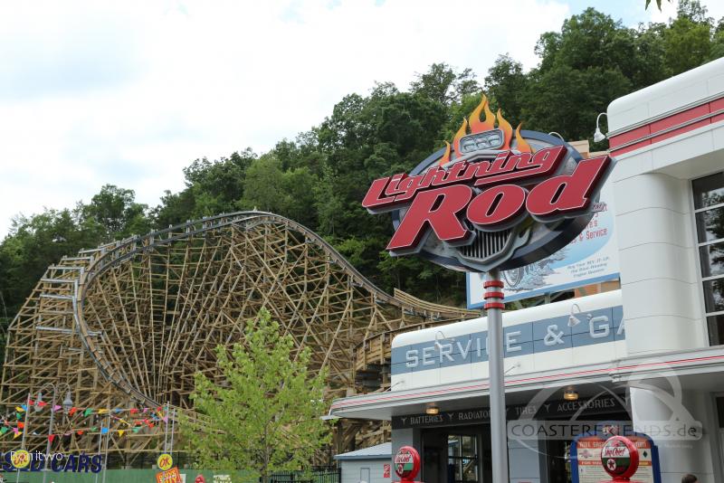 Lightning Rod (2016-2020) im Parkcheckpoint für Freizeitparks und ...