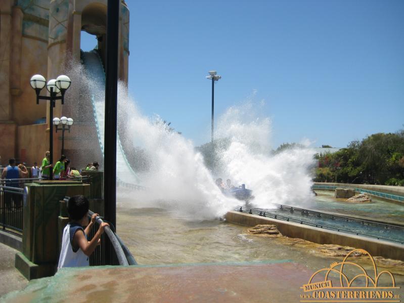 Fun Fore All Family Entertainment Center im Parkcheckpoint für ...