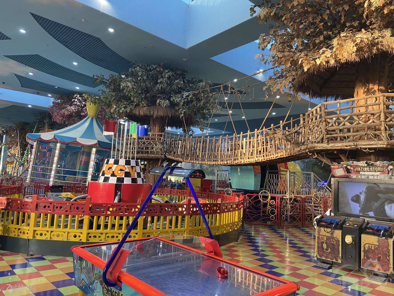 RM Roma Land (@City Mall) im Parkcheckpoint für Freizeitparks und ...